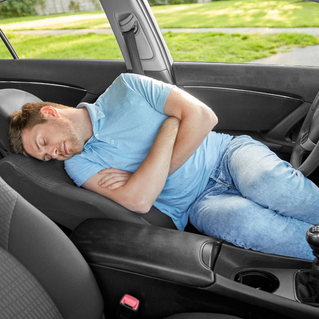 Sleeping in Your Car: A Simple Guide - Motor Retro